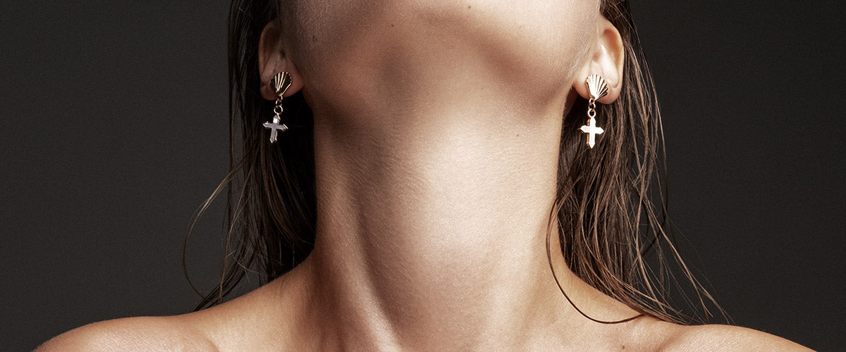 ABSOLUTE VENUS - Hands Remember